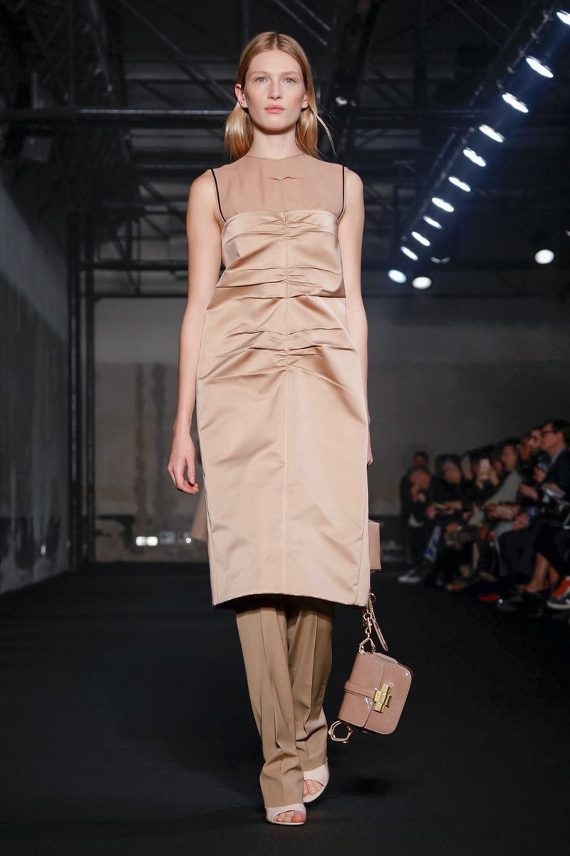 No. 21 A/W 19 – SHOWstudio