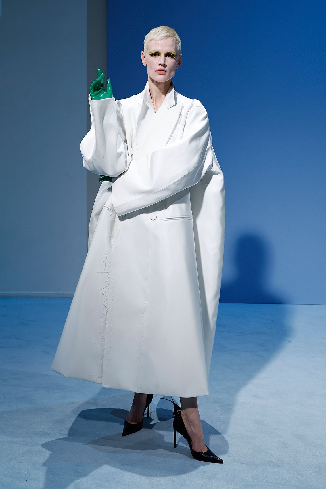 Madly Worshipped – SHOWstudio