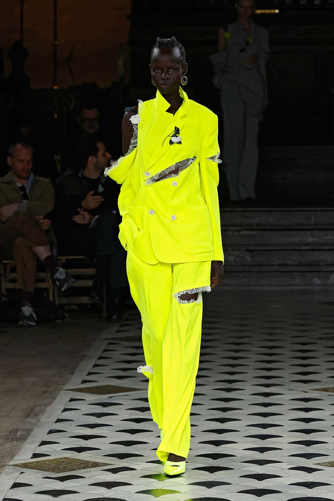 Undercover 01 S/S 23 – SHOWstudio